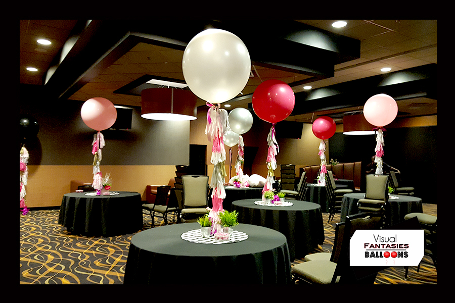 Balloon Centerpieces | Visual Fantasies Balloons